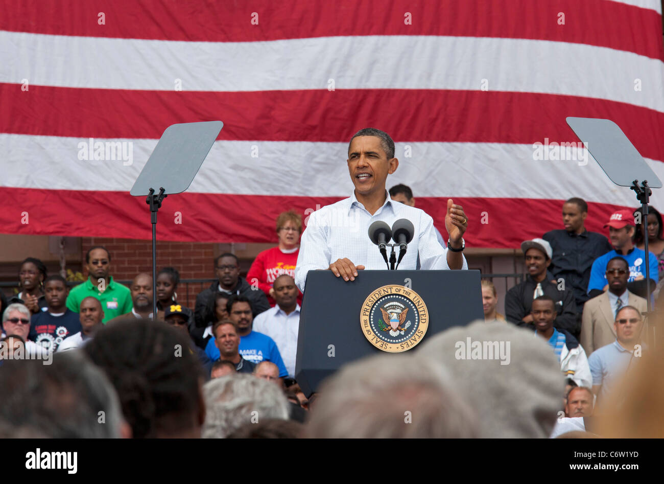 Detroit, Michigan - President Barack Obama speaks at a Labor Day rally ...