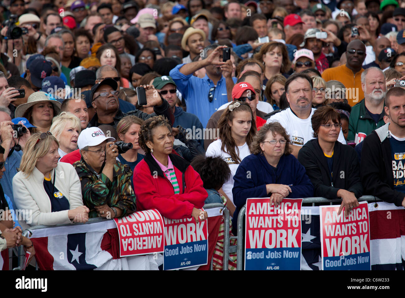 Detroit, Michigan - The crowd listens to President Barack Obama speak ...
