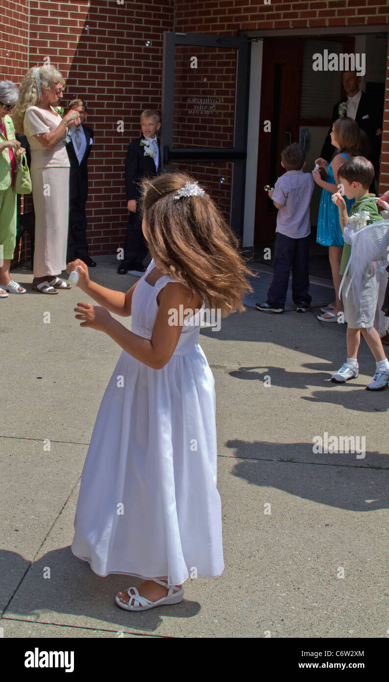 Kids girl hi hi-res stock photography and images - Alamy