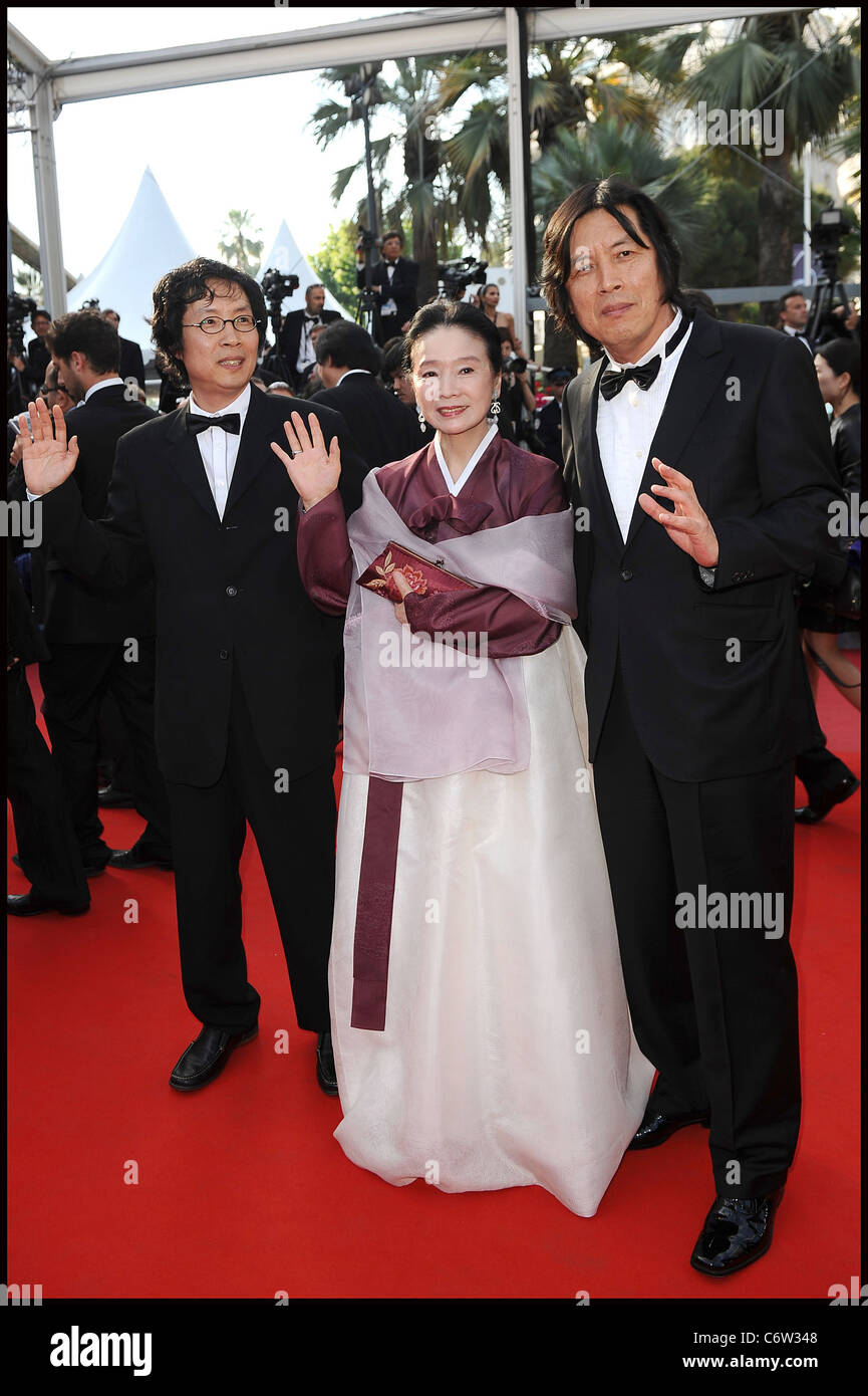 Lee David, Yun Junghee and Lee Chang-Dong, Cannes International Film ...
