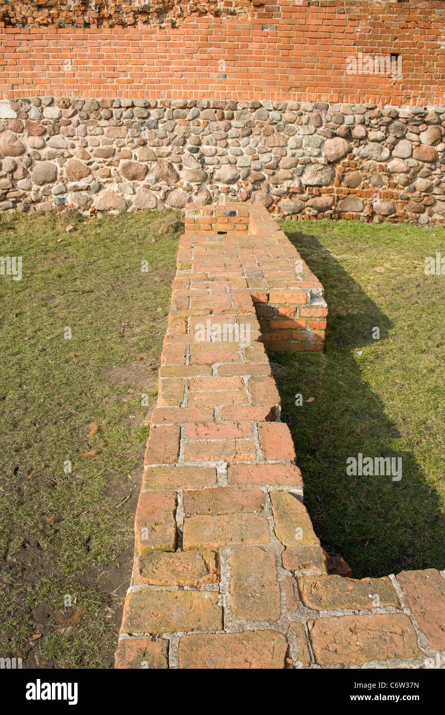 Wall archeology hi-res stock photography and images - Alamy