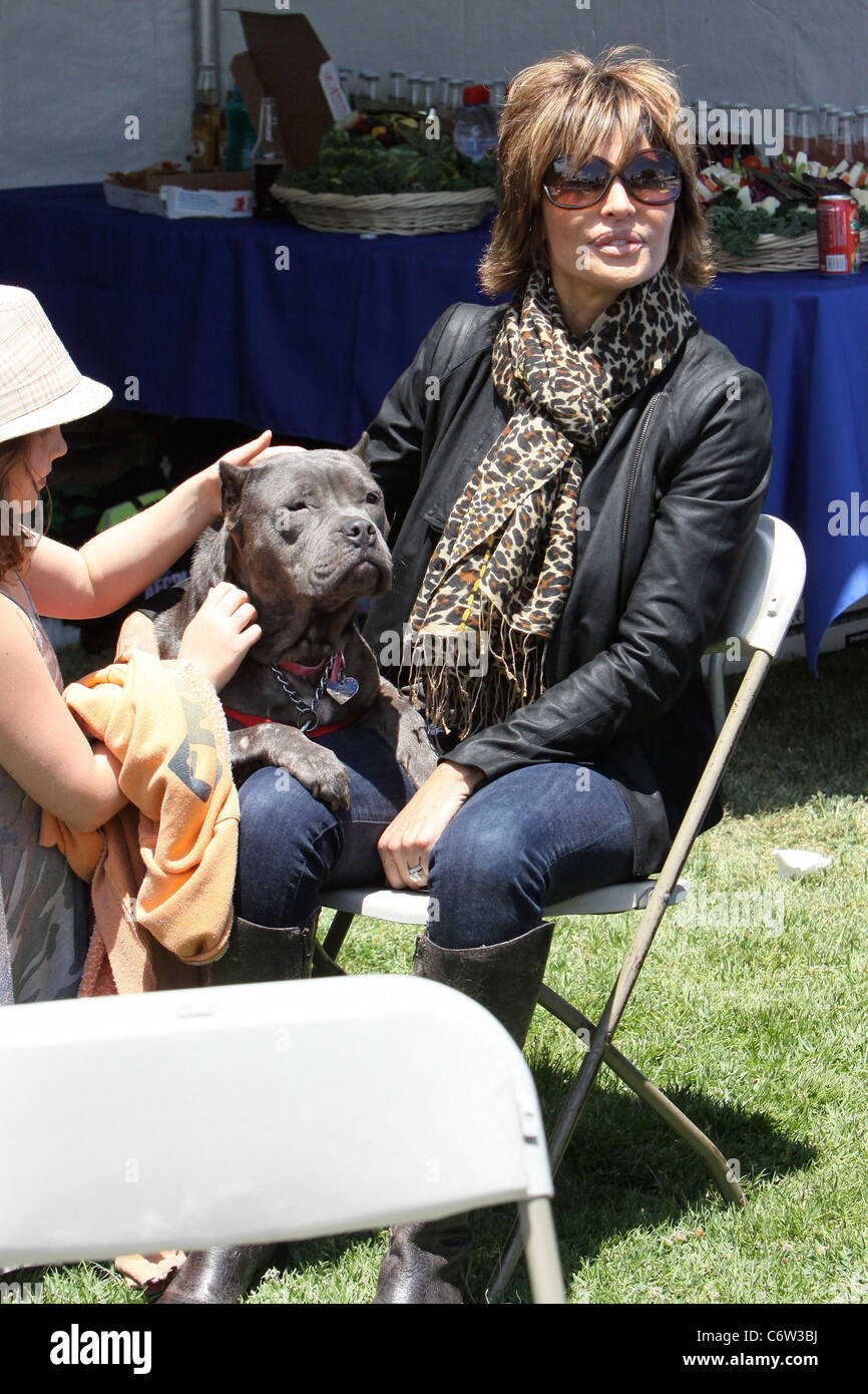 Lisa Rinna, Best Friends Los Angeles Spring Super Adoption Festival at ...
