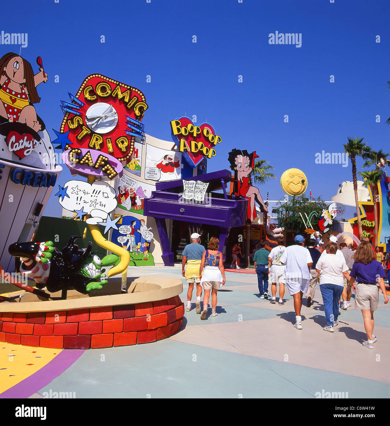 Entrance adventure island theme park hi-res stock photography and ...