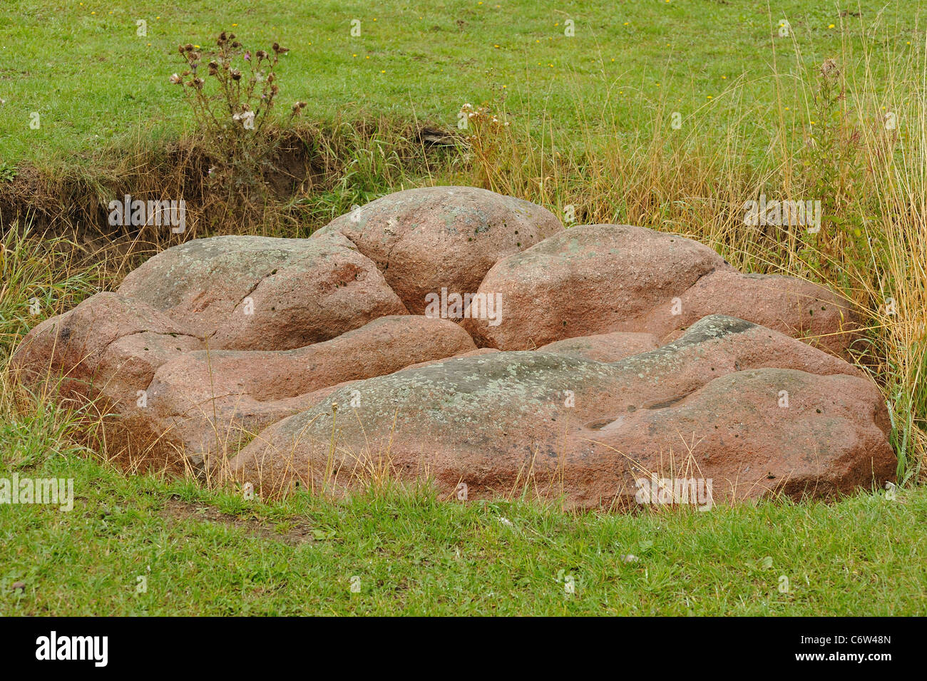 Humberstone ancient granite rock hi-res stock photography and images ...