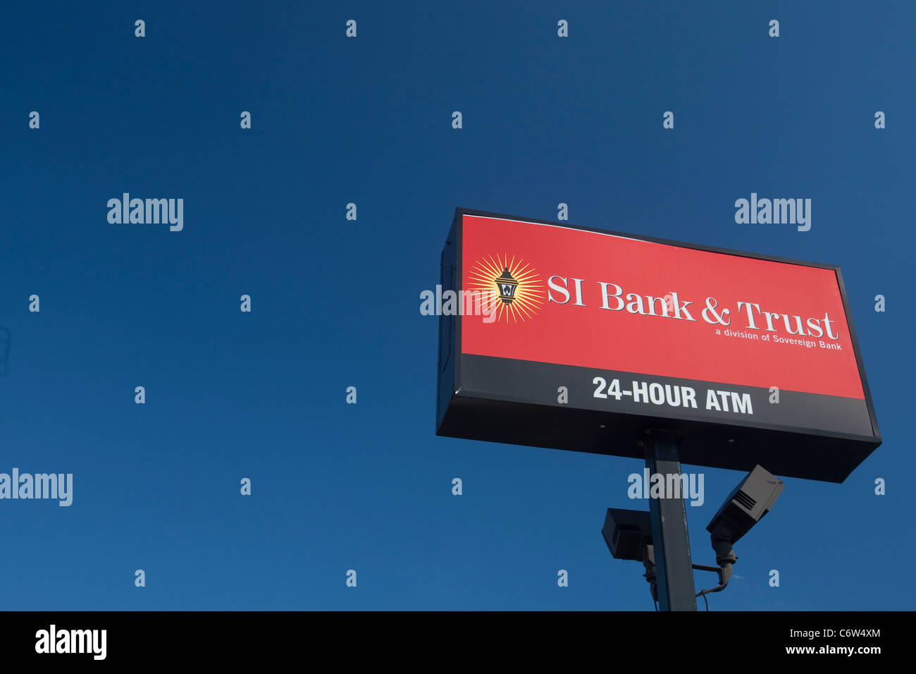 A SI Bank & Trust branch is pictured in New York City, NY Sunday July ...