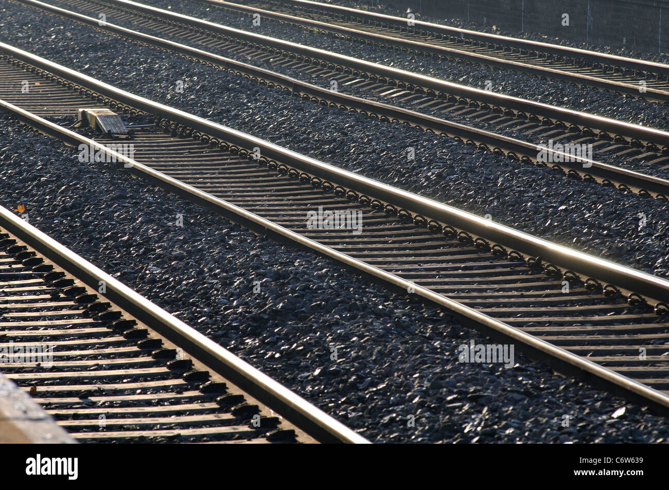 Parallel railway tracks hi-res stock photography and images - Alamy