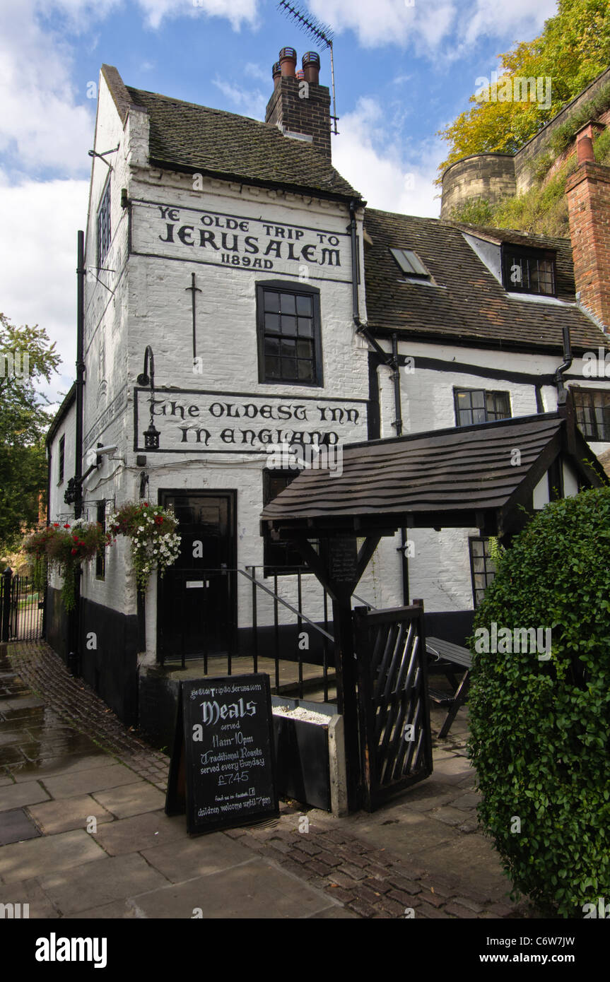 Nottingham oldest inn hi-res stock photography and images - Alamy