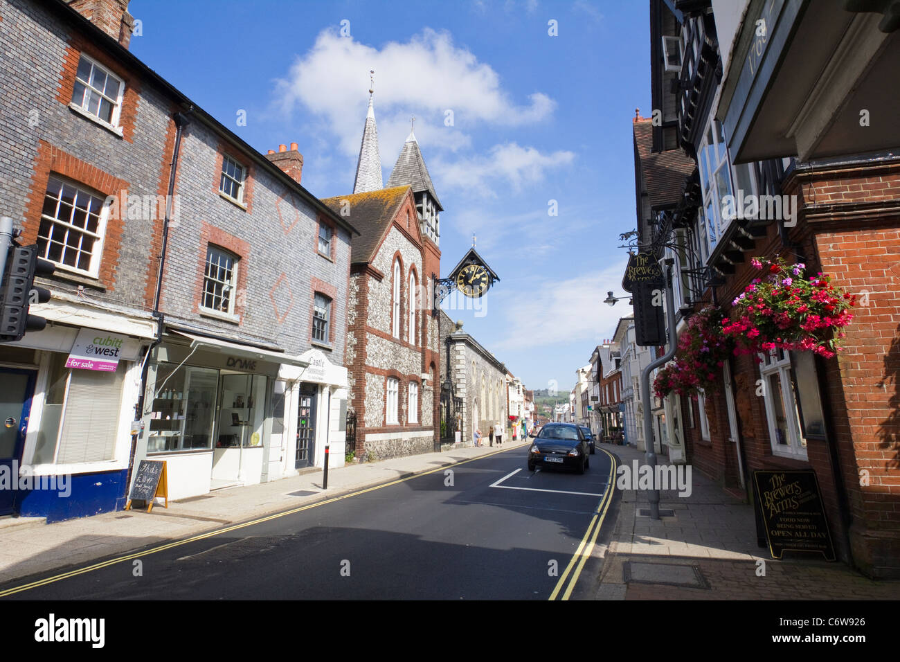 Empty street in east hi-res stock photography and images - Alamy