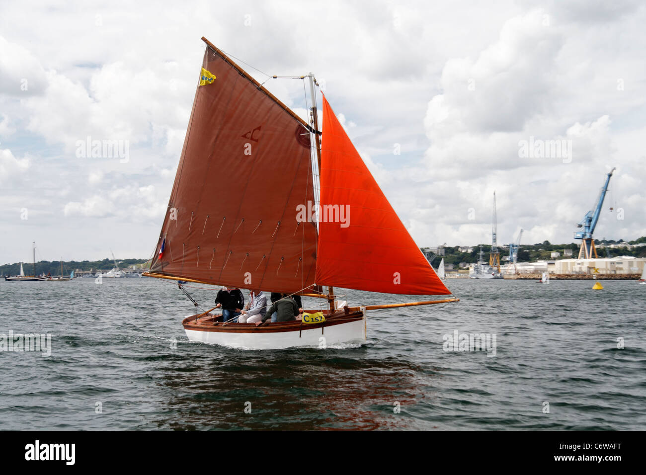 Maritime sloop hi-res stock photography and images - Alamy