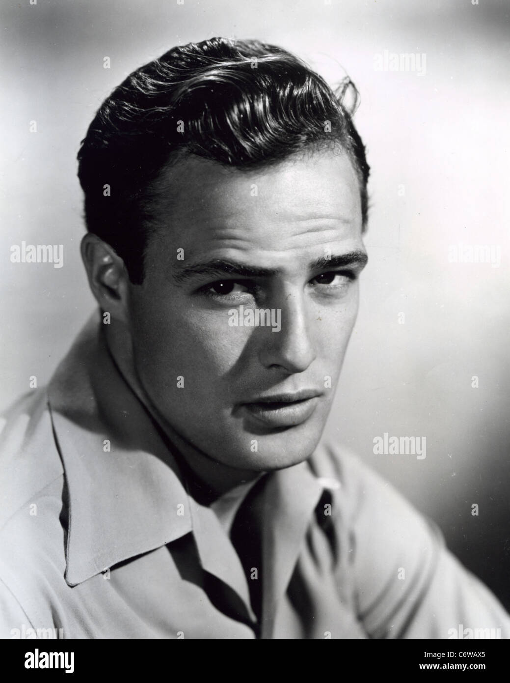 MARLON BRANDO US film actor about 1960 Stock Photo - Alamy