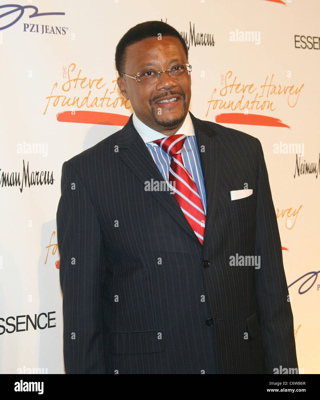 Judge Mathis New York Gala benefiting The 1st Annual Steve Harvey ...