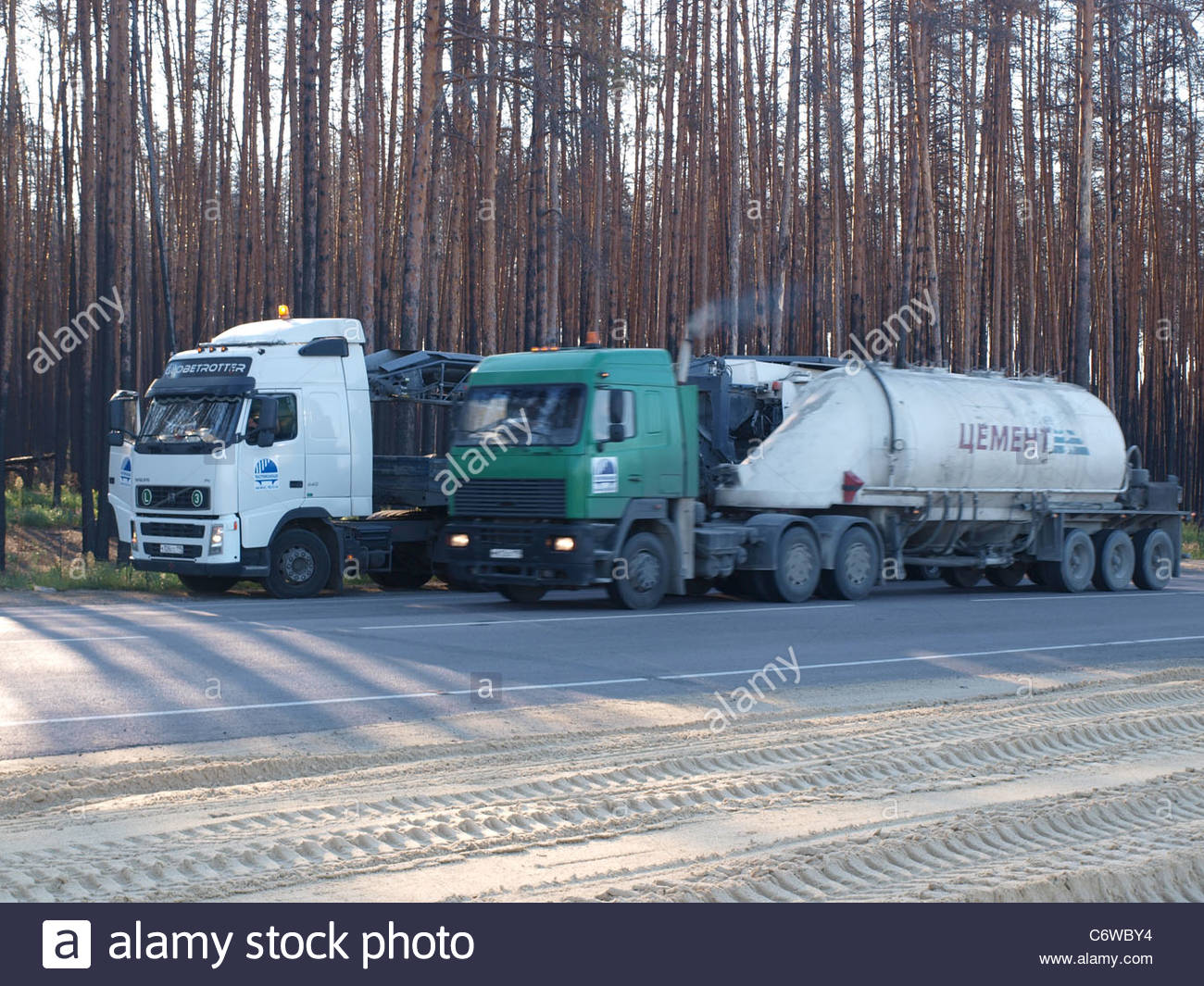 Trucking Stock Photos & Trucking Stock Images - Alamy