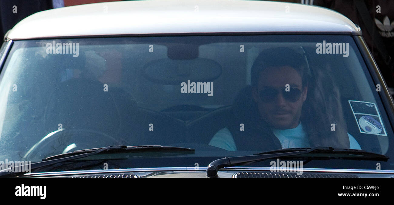 Jack Tweed and friends leaving home and heading to King William pub for ...