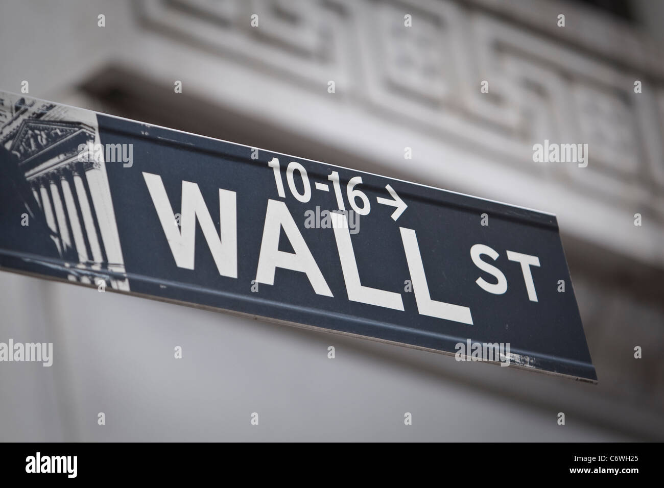 New york city borough sign hi-res stock photography and images - Alamy