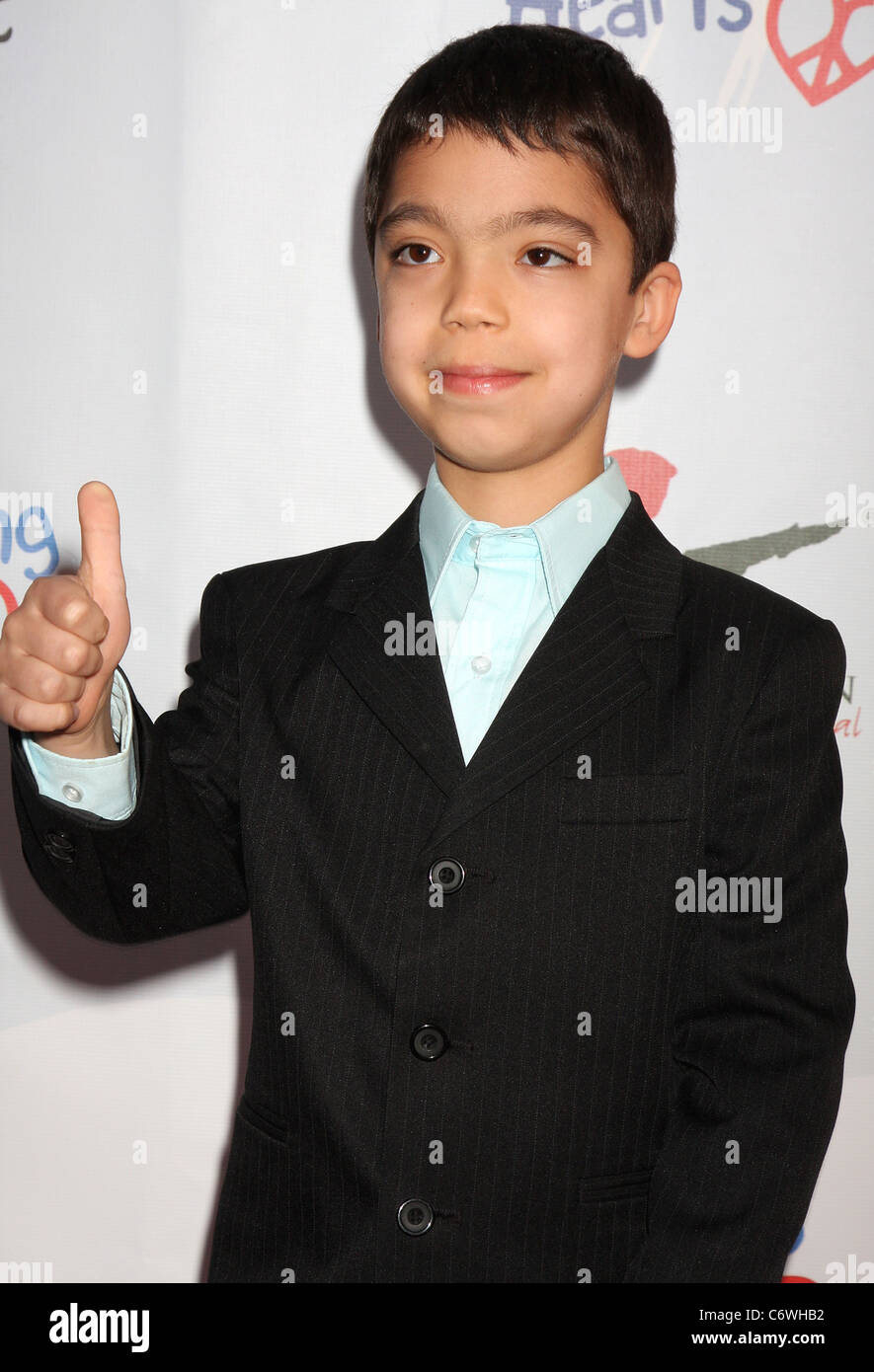 Ethan Bortnick The Children Mending Hearts 3rd 'Peace Please' Gala ...