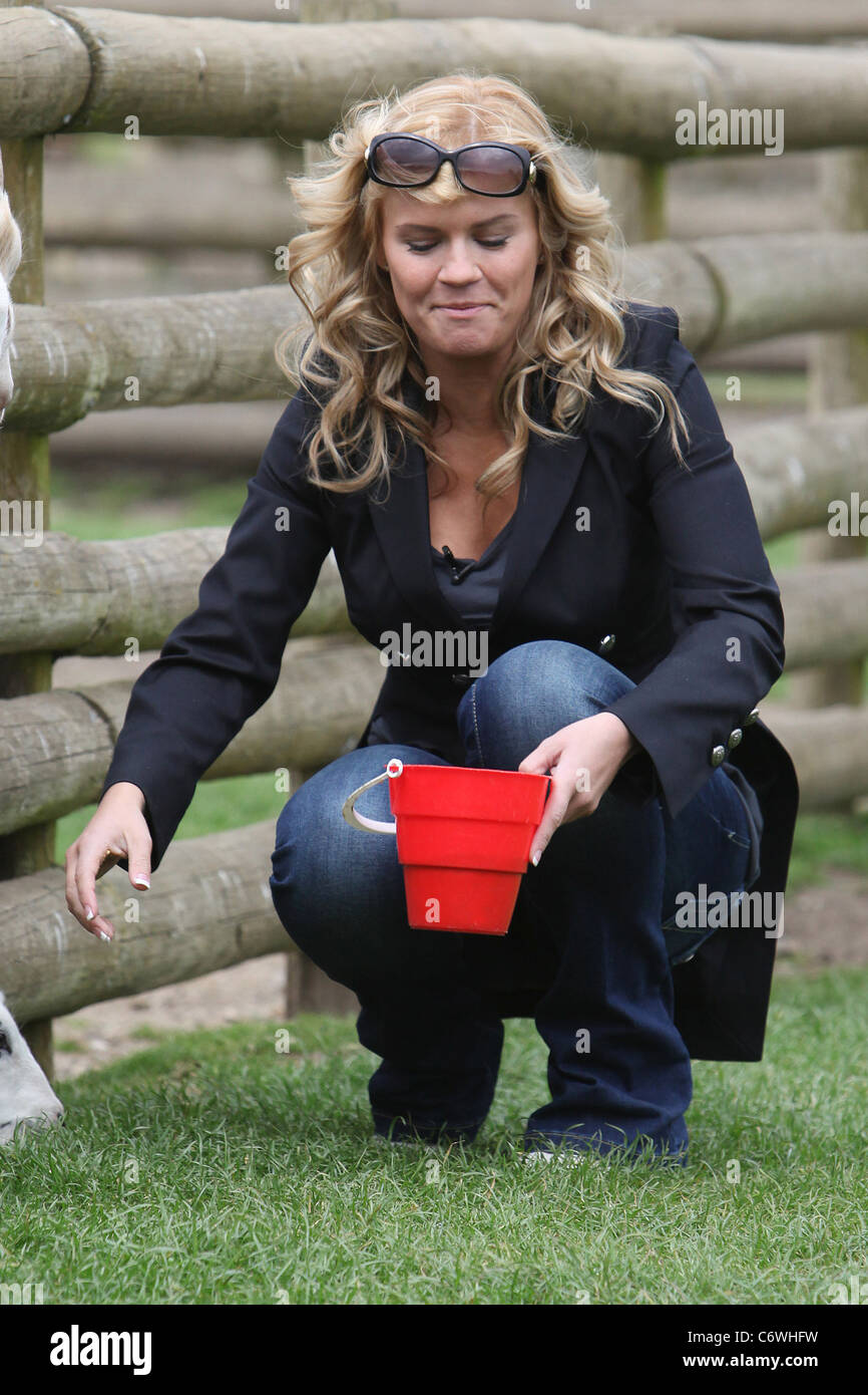 Kerry katona visits christmas tree farm with her children kent hi-res ...