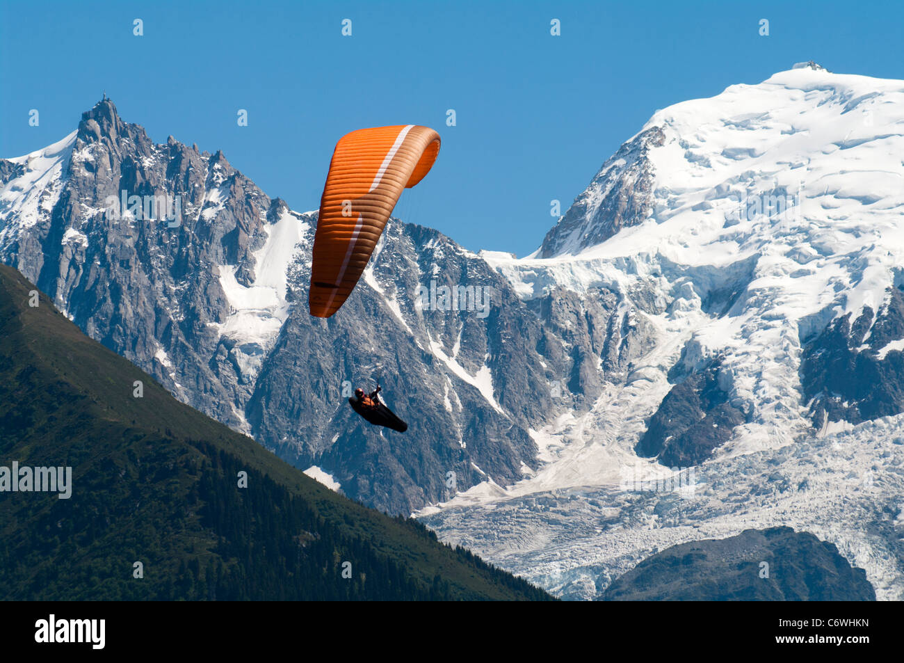 Glider mountain hi-res stock photography and images - Alamy