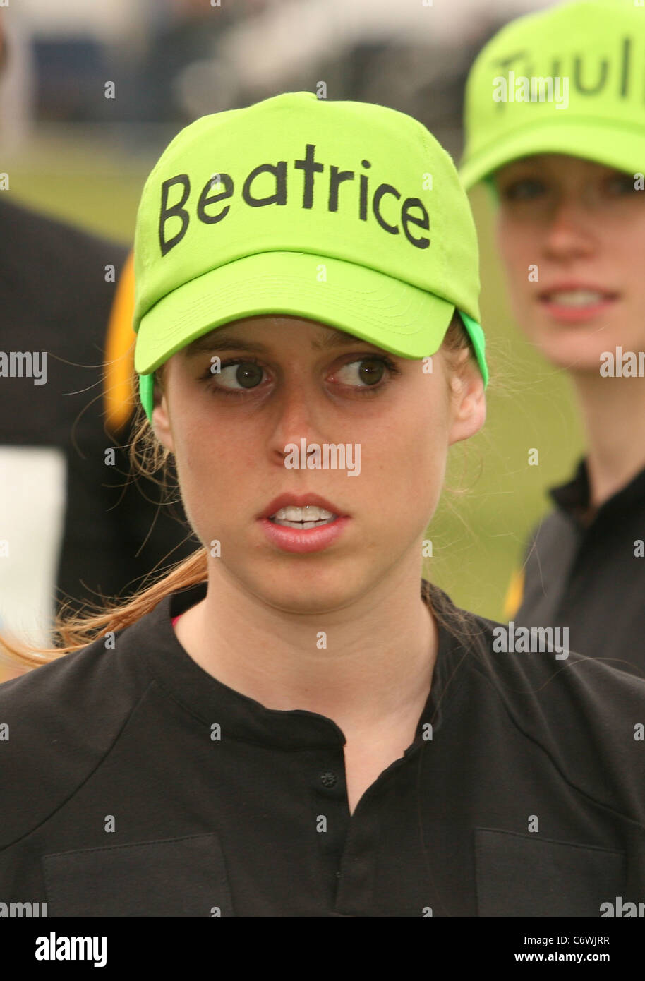 Princess Beatrice The start of the 2010 Virgin London Marathon at ...