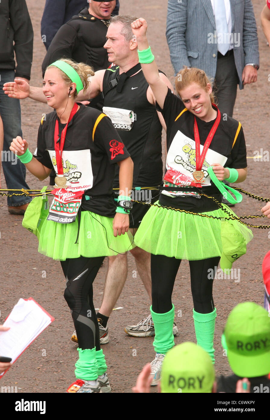Holly Branson and Princess Beatrice The finish line of the 2010 Virgin ...