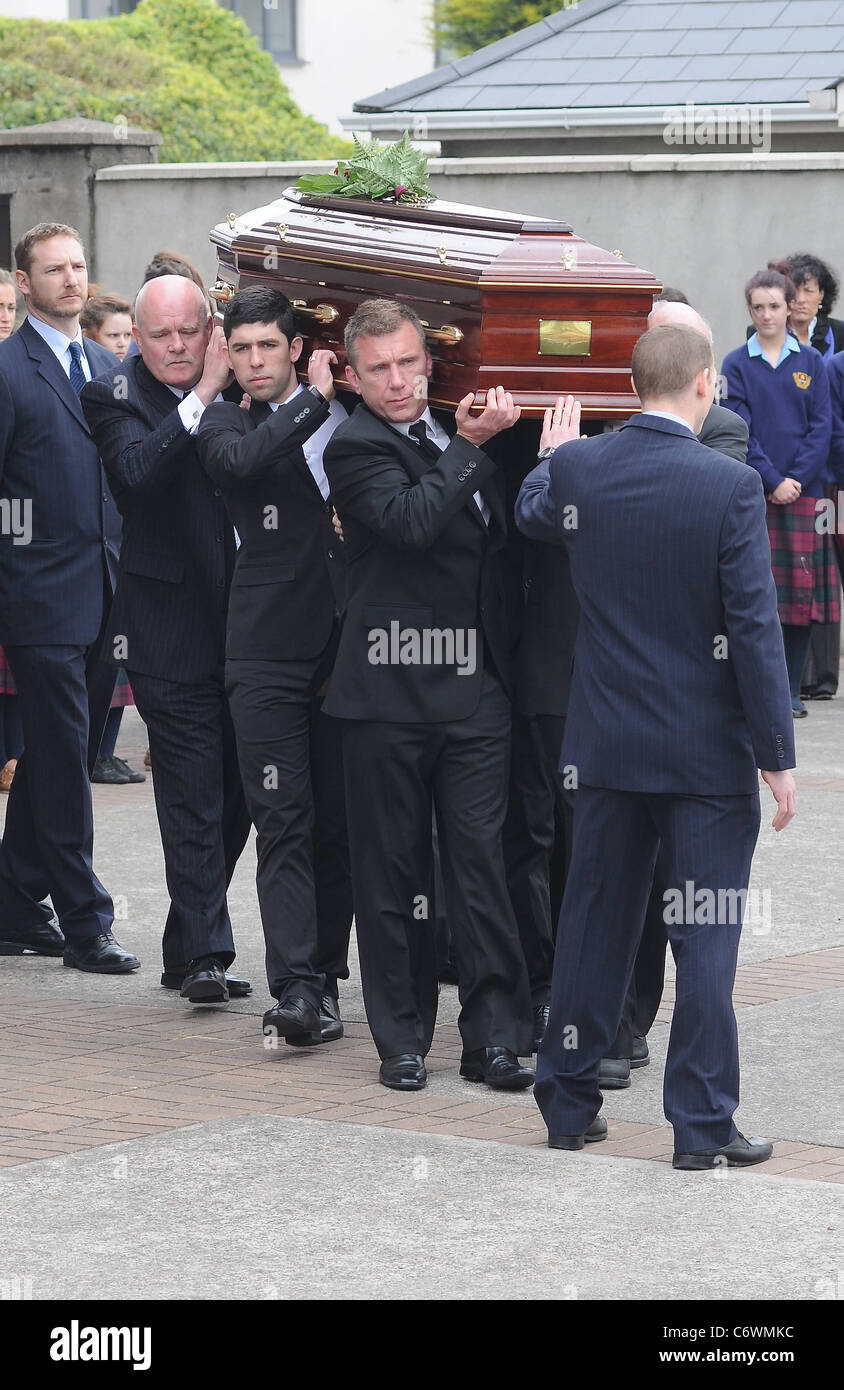 Rex Ryan, Mike Ryan The funeral of RTE broadcaster Gerry Ryan at the ...