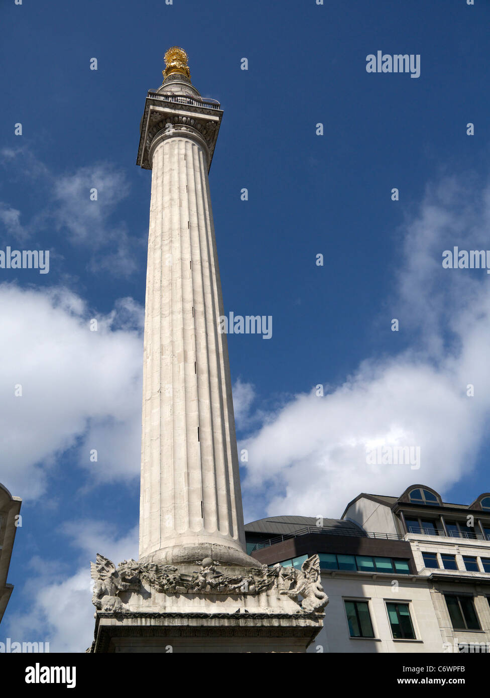 The monument london viewing platform High Resolution Stock Photography ...