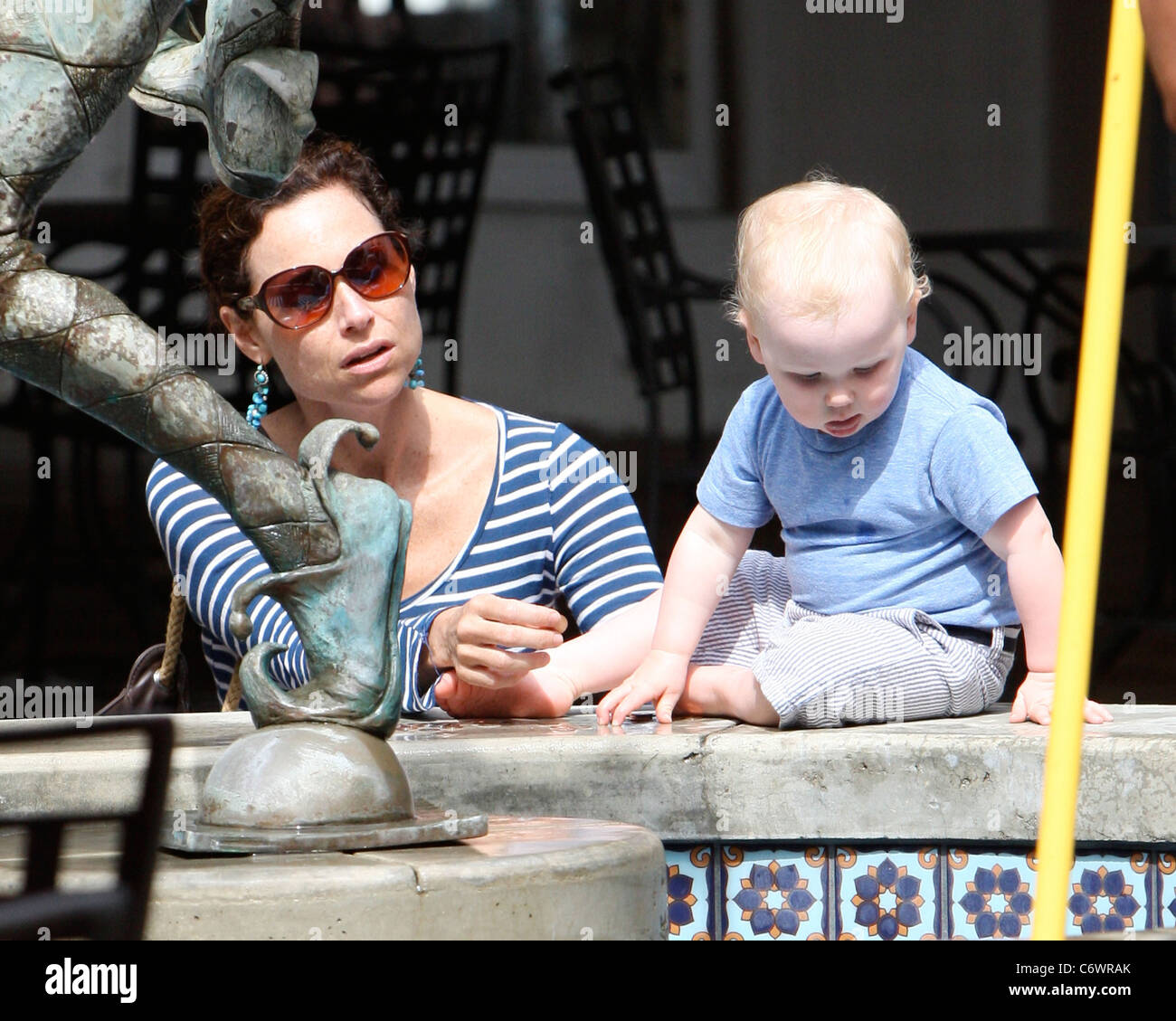 Minnie driver with son hi-res stock photography and images - Alamy