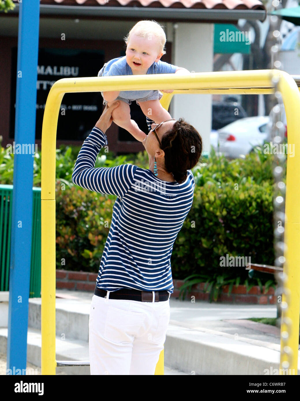 Minnie Driver Baby Daddy