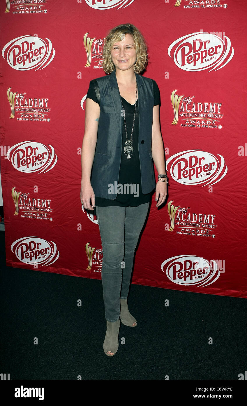 Jennifer Nettles at the Sugarland Press Conference at MGM Grand Resort ...