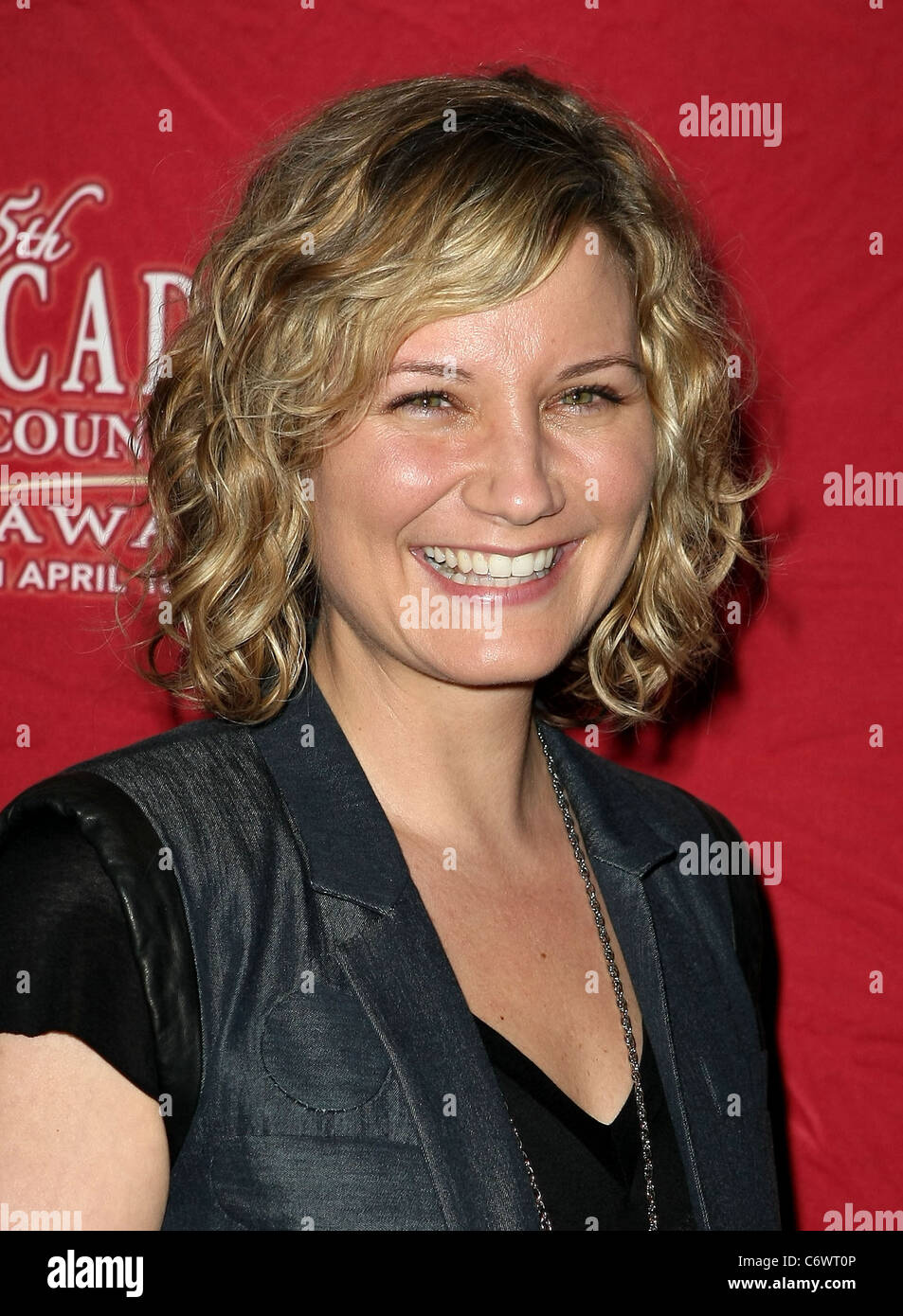 Jennifer Nettles at the Sugarland Press Conference at MGM Grand Resort ...