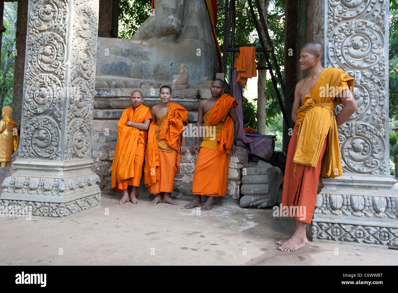 Group of Young Monks at temple in Angkor Wat Stock Photo - Alamy