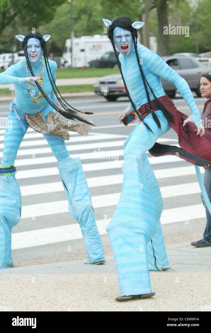 People dressed in Avatar Costumes leaving The Climate Rally Earth Day ...
