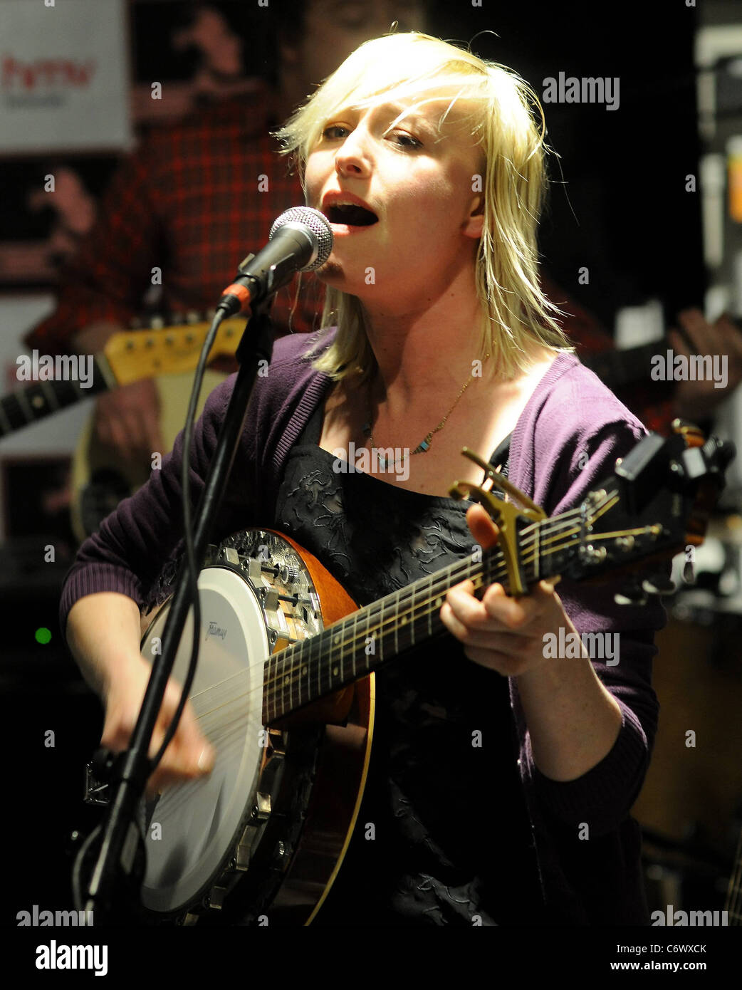 Cathy Davey signs copies of her new album 'The Nameless' and performs ...