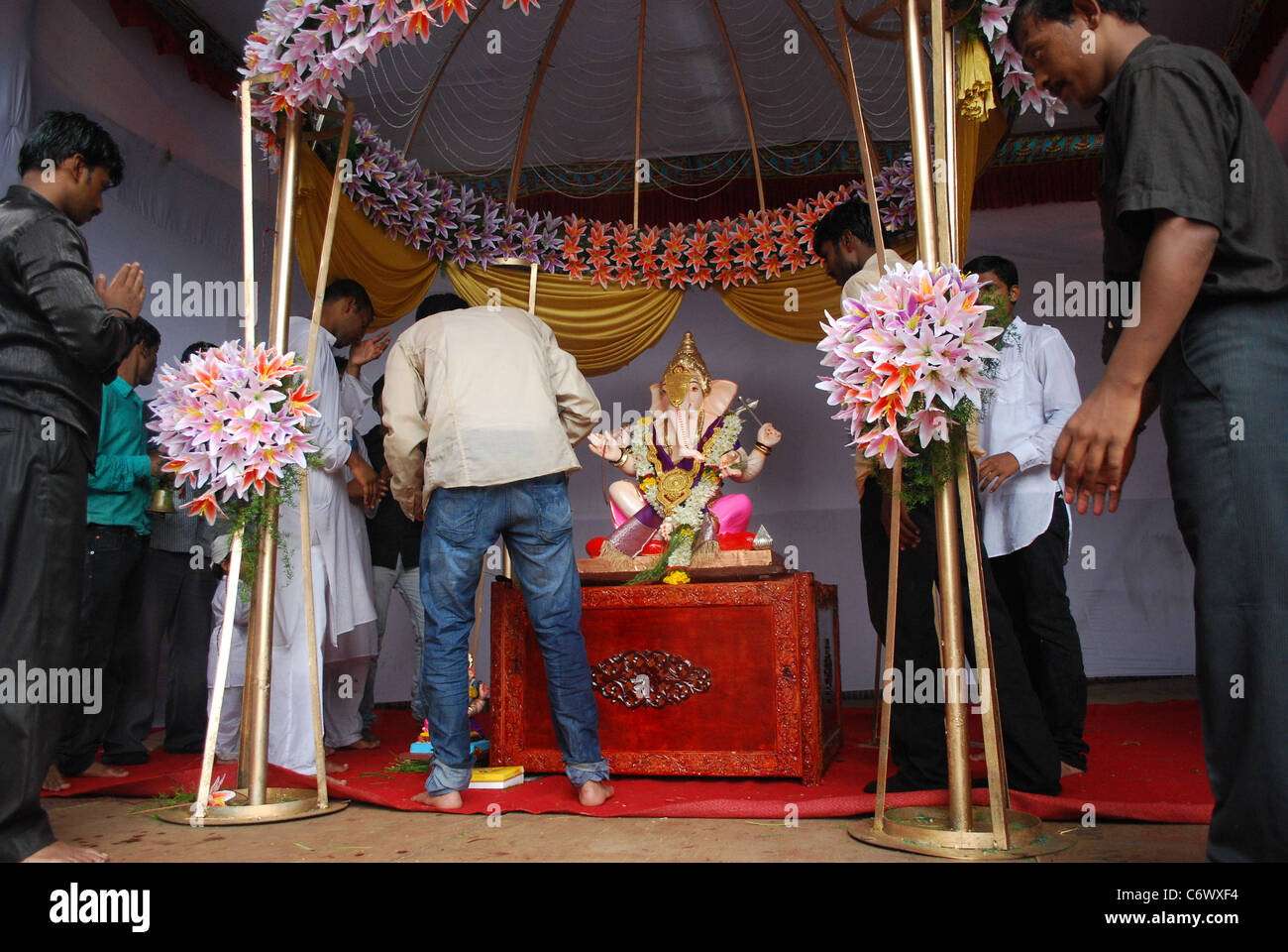 Ganesh festival deity hi-res stock photography and images - Alamy
