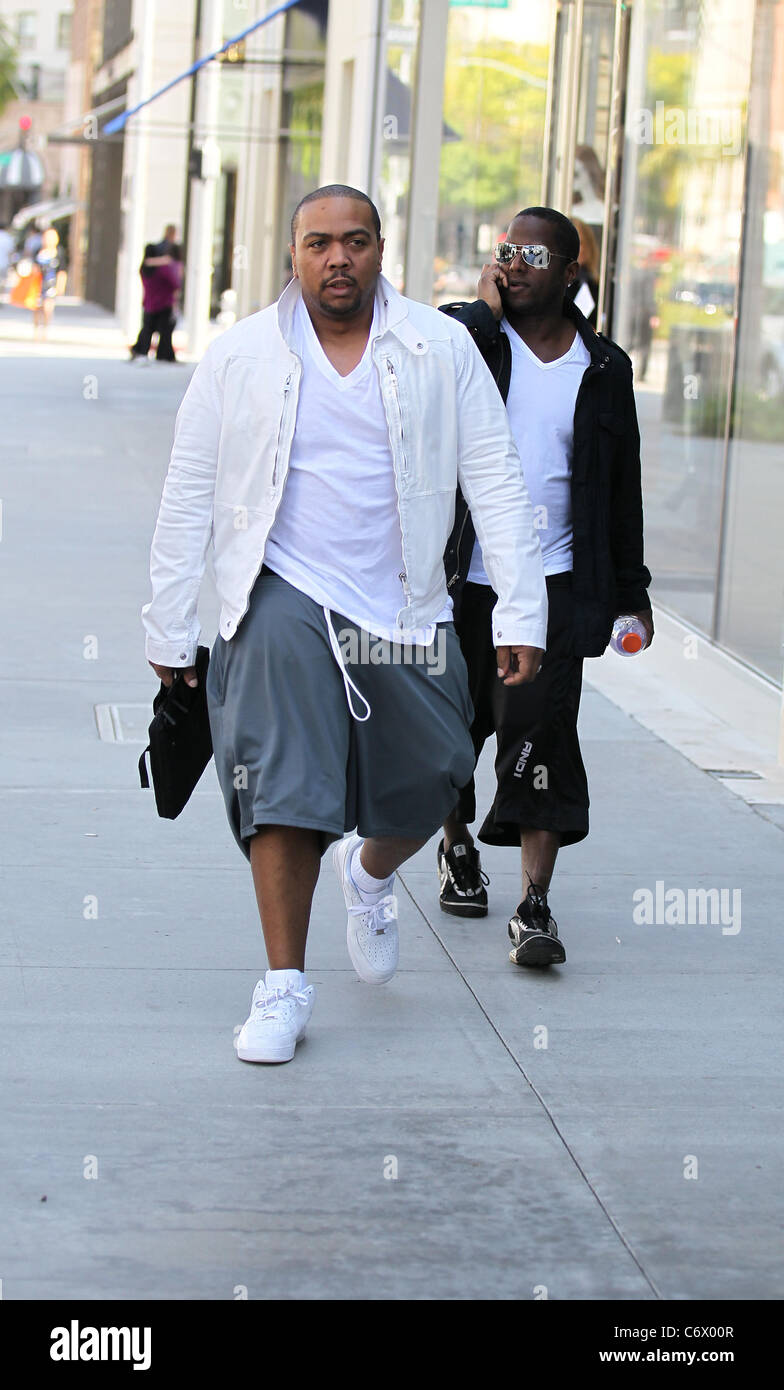 Timbaland aka Tim Mosely shopping at Louis Vuitton on Rodeo Drive in ...