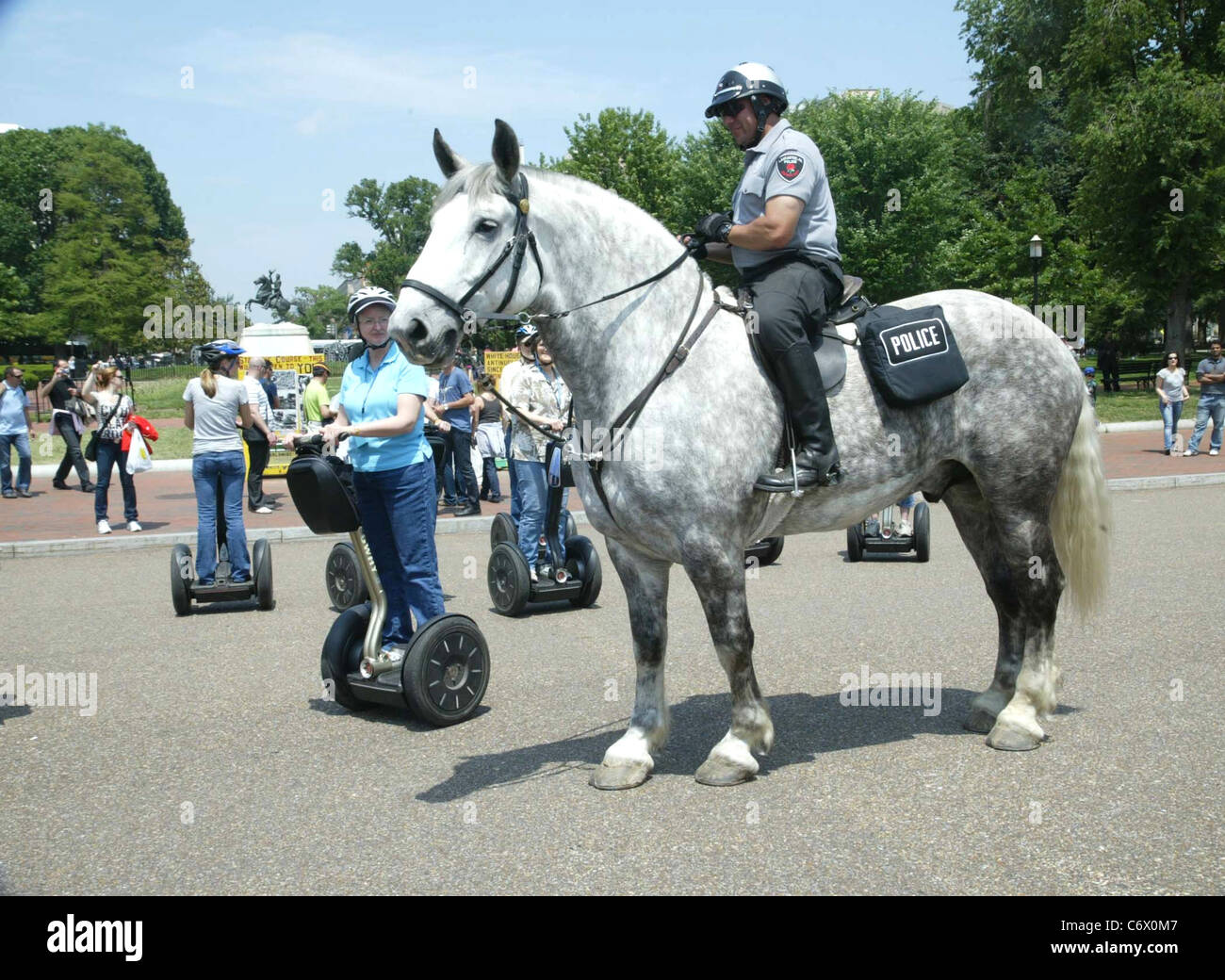 Police officers from across America rode National Park Service Horses ...