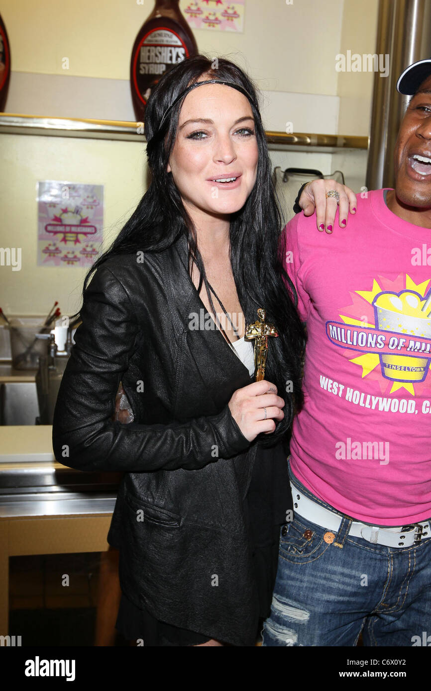 Lindsay Lohan creates a custom milkshake to auction off for charity at ...