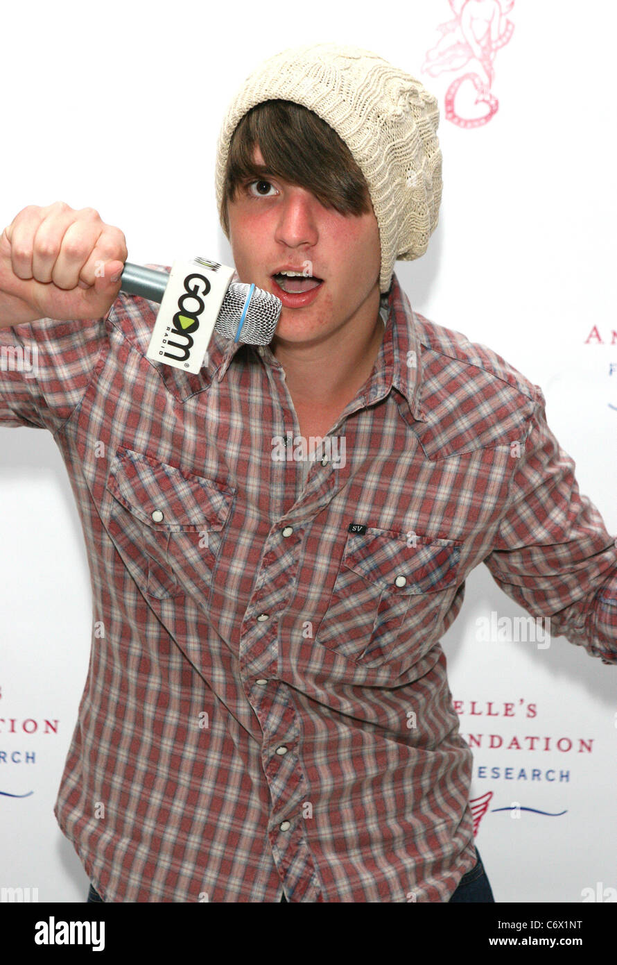 Zach Sang The second annual 'Teens Making A Difference' gala to benefit ...