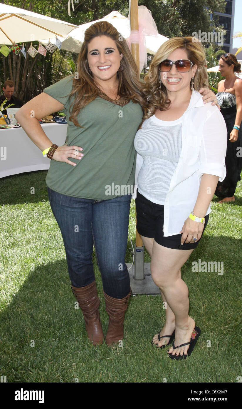Casey Stroh and Marissa Jaret Winokur Annual Dog and Baby Buffet Mother ...