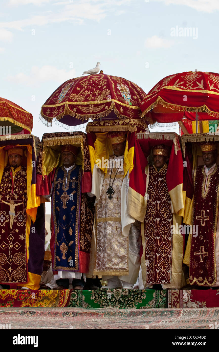 Christian Orthodox priest carrying a Tabot at the Timket Festival Stock ...