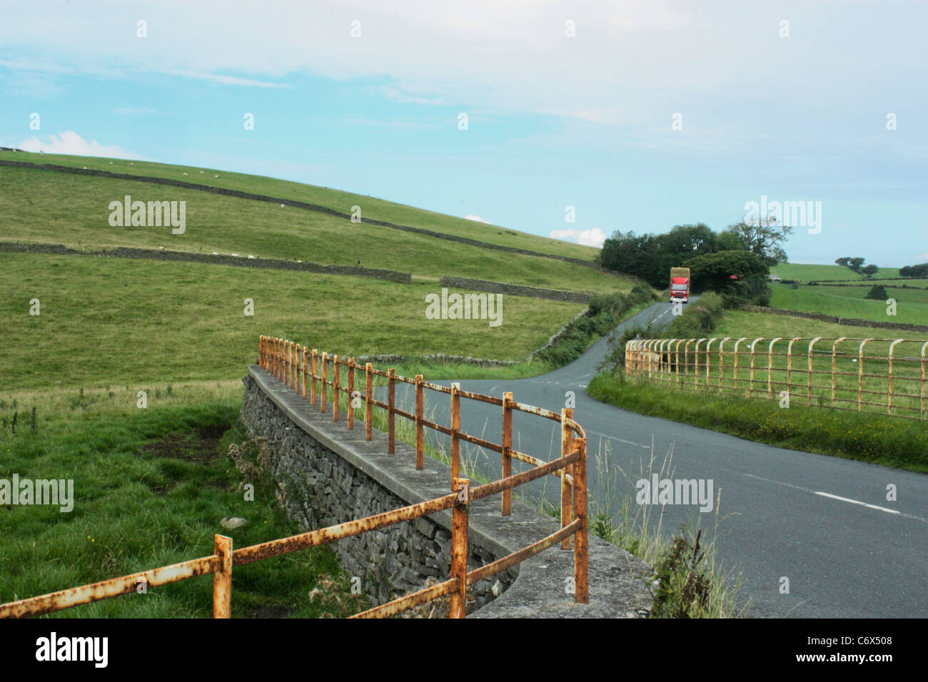 Road in Lancashire on Way of the Roses Coast to Coast cycle route Stock ...