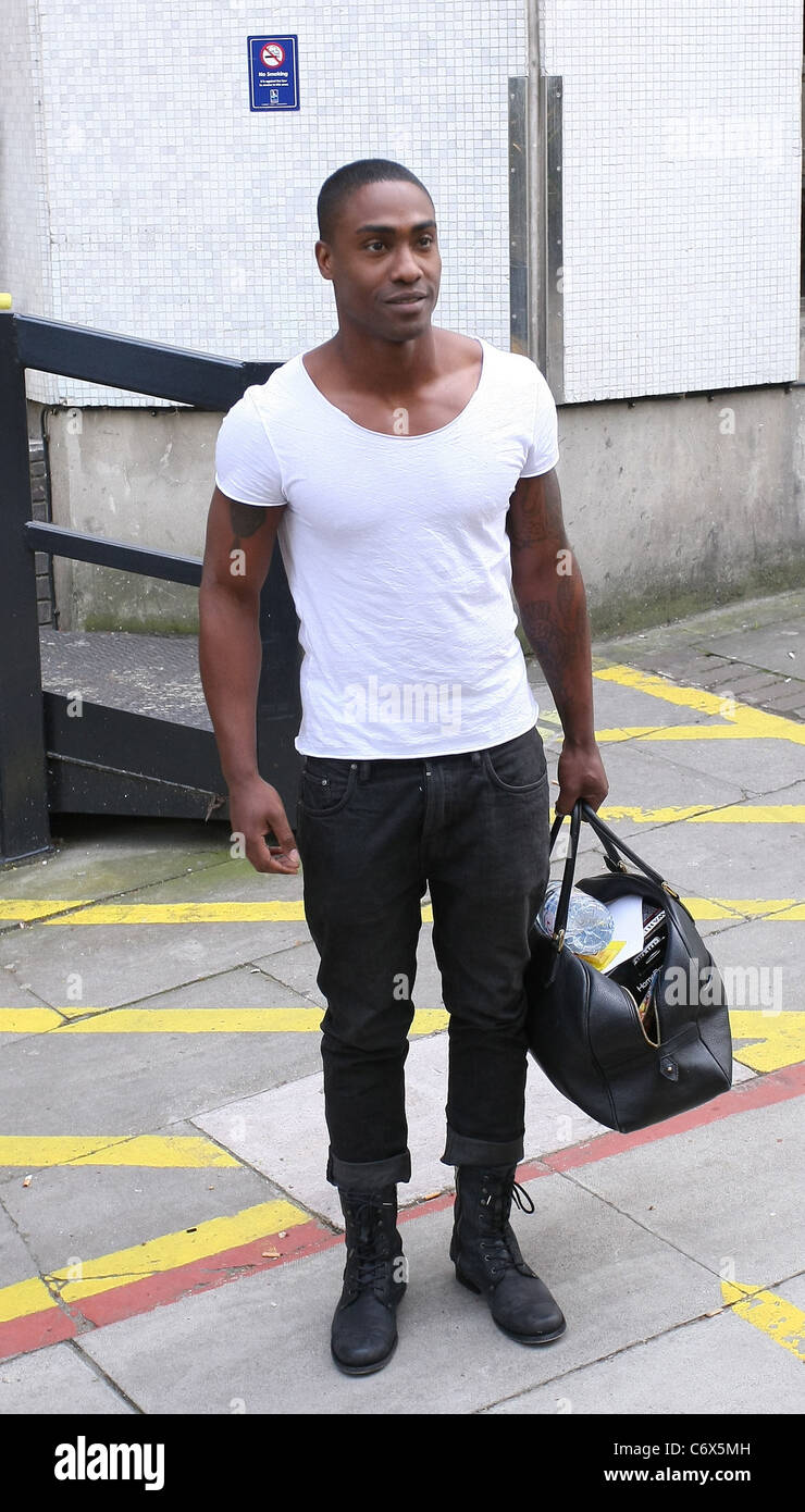 Simon Webb Celebrities outside the ITV television studios. London ...