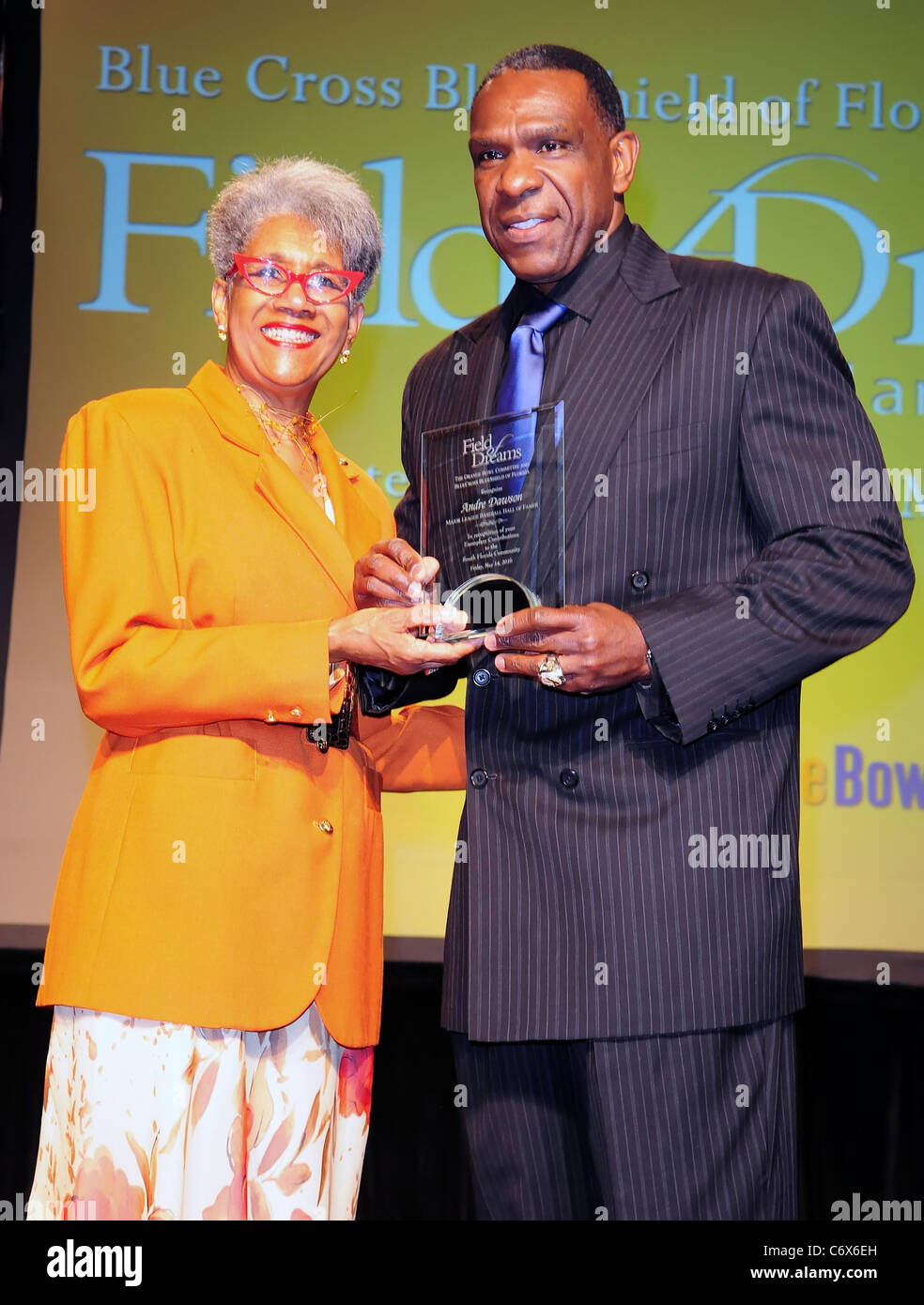 Antonia Williams-Gary and Former MLB player Andre Dawson The Florida ...