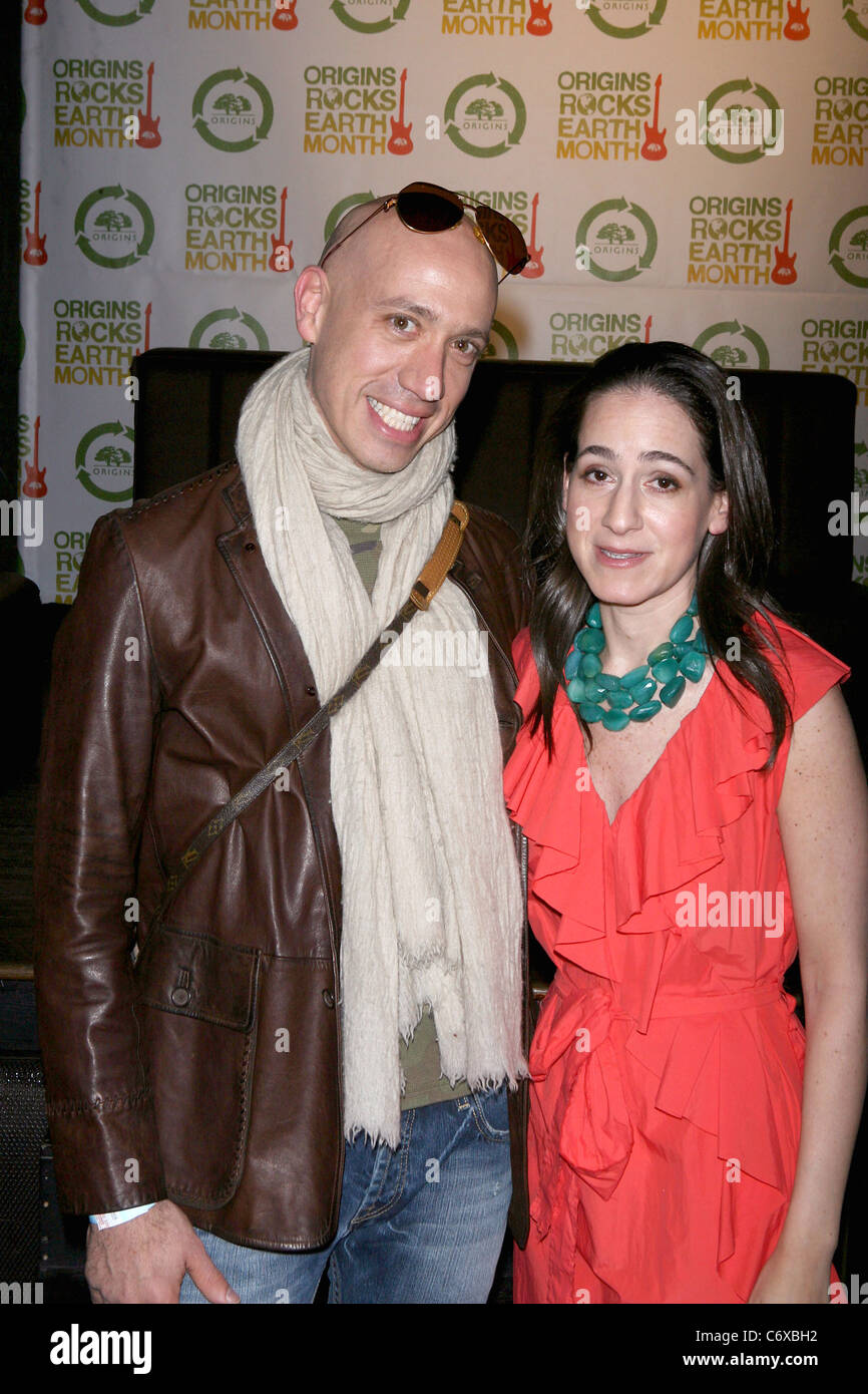 Robert Vedi, Jane Lauder Concert benefiting Origins Global Earth ...