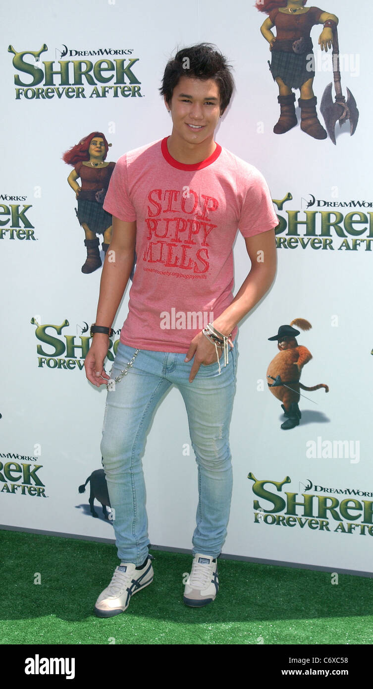 Boo Boo Stewart "Shrek Forever After" Los Angeles Premiere at the ...