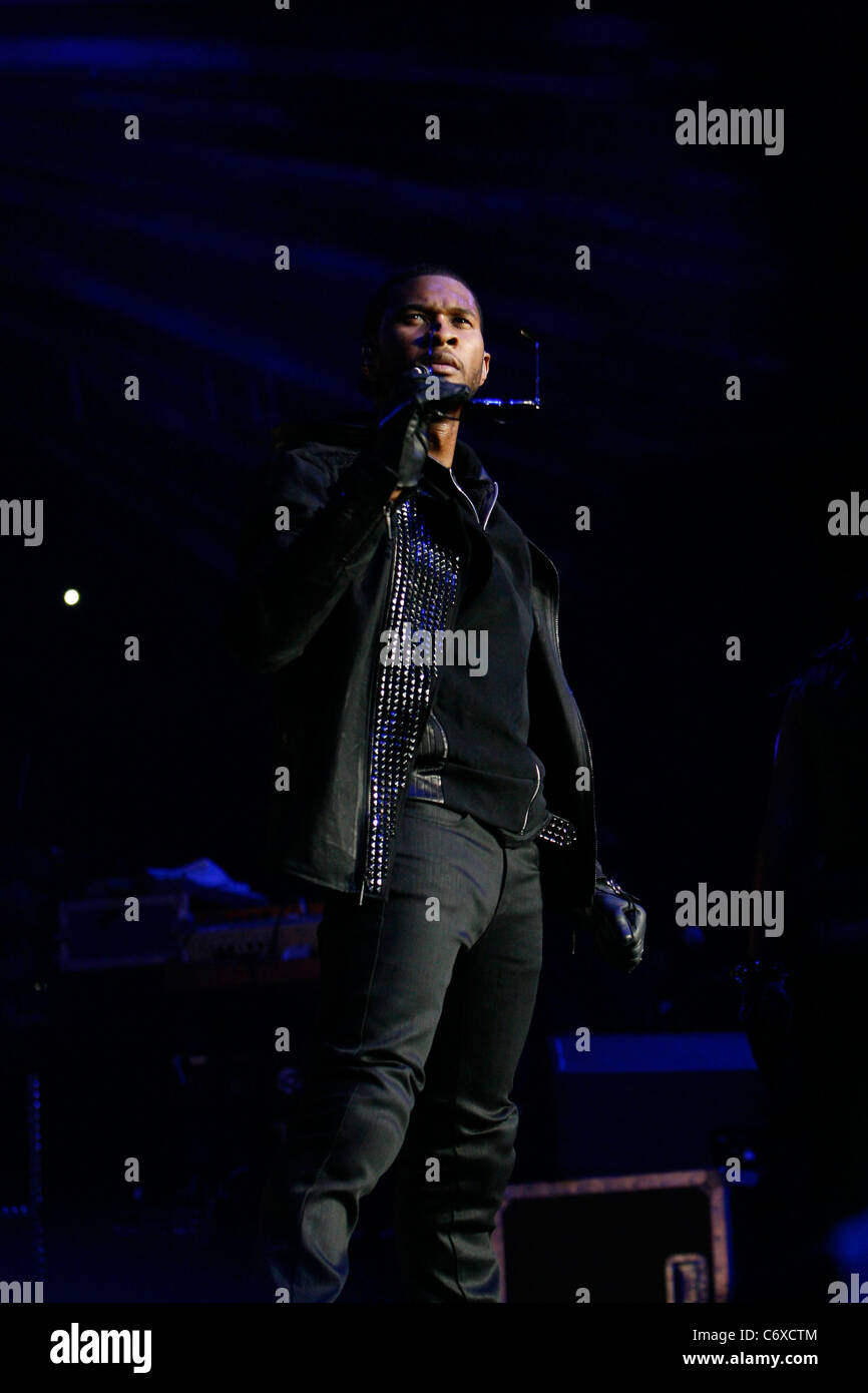 Usher KIIS FM's 2010 Wango Tango Concert - held at Staples Center Los ...