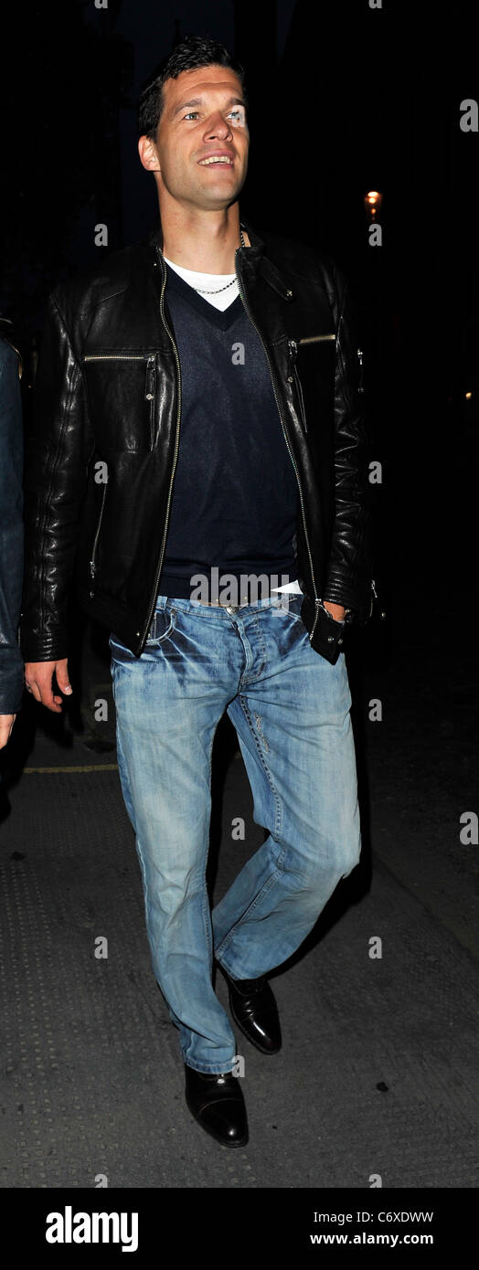 Chelsea footballer Michael Ballack leaves Whisky Mist after celebrating ...