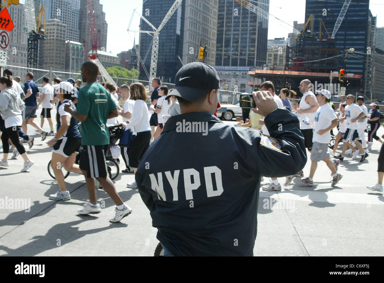 Race start The New York City Police Department Running Club's annual ...