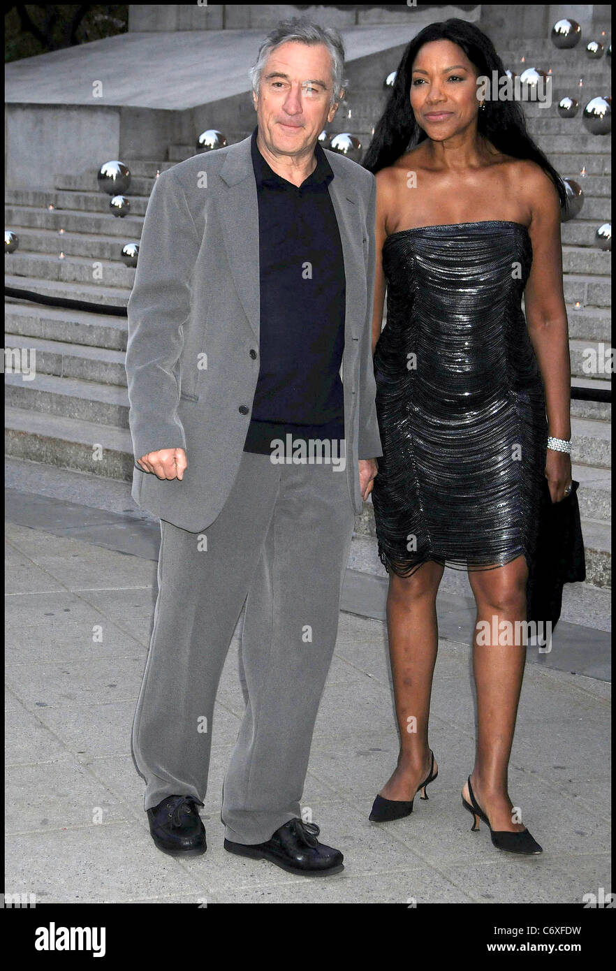 Robert De Niro and Grace Hightower at the Vanity Fair party before the ...