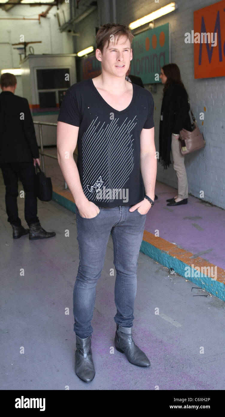 Lee Ryan outside the ITV studios London, England - 21.04.10 Stock Photo ...