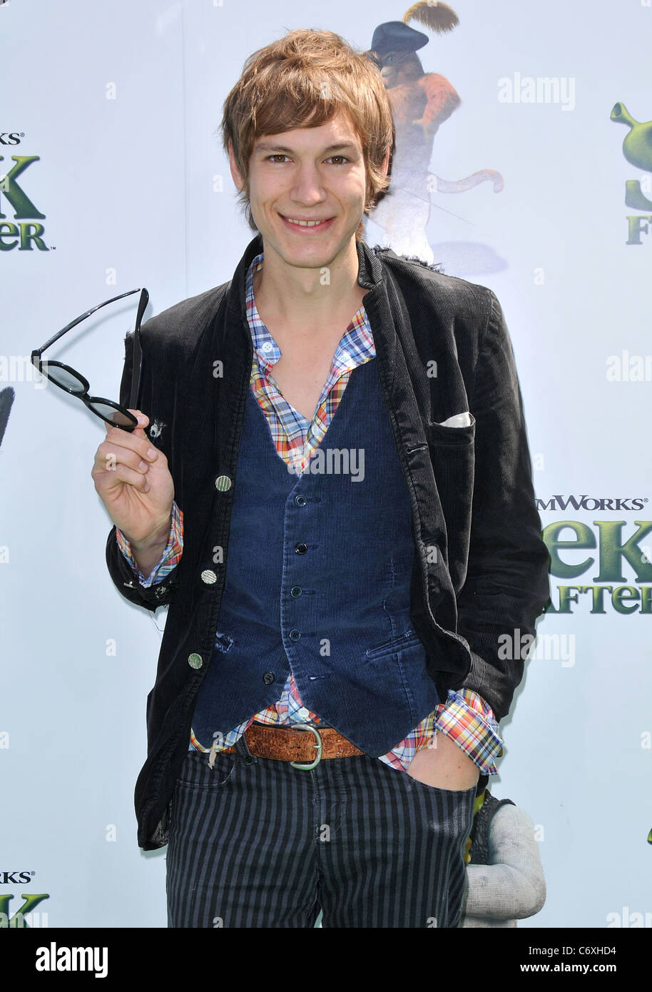 Landon Pigg 'Shrek Forever After' Los Angeles Premiere at the Gibson ...